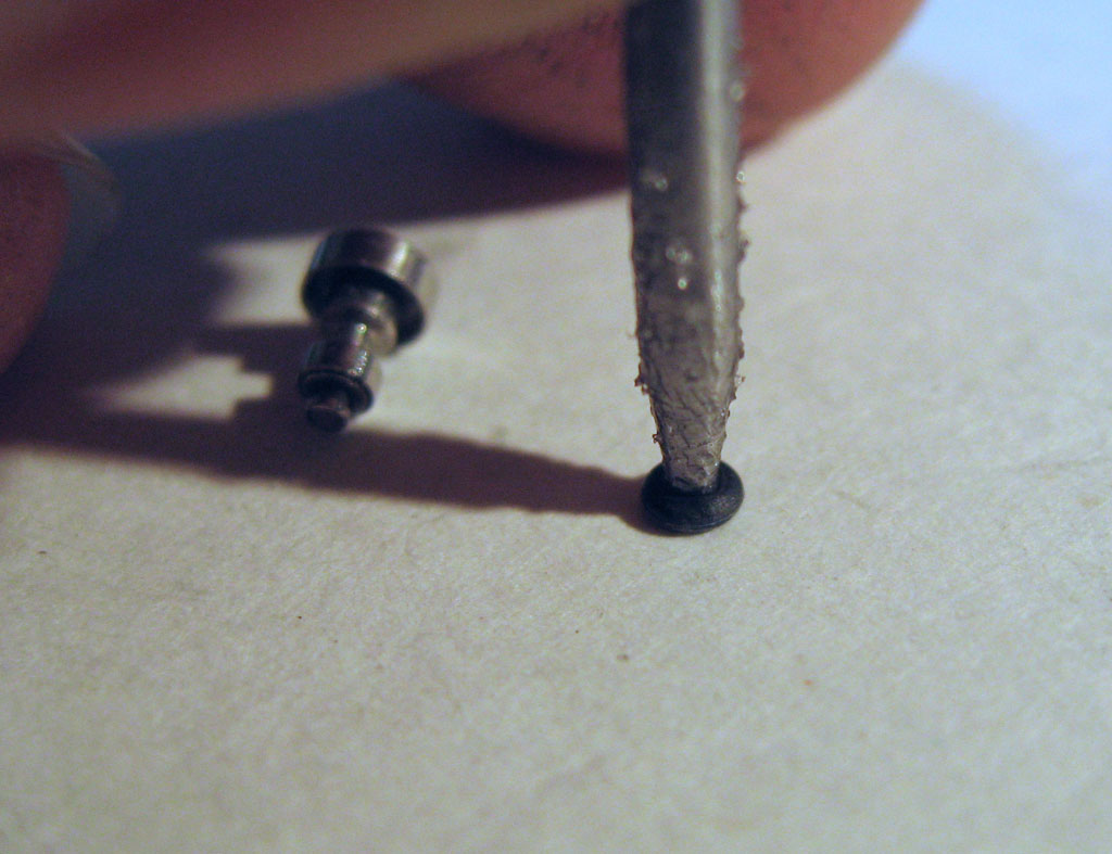 TimeZone : Watchmaking & Repair » Installing Seiko pusher O-RIngs.